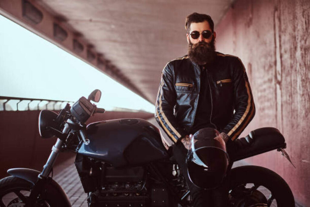 Biker Top Hat - A Stylish Way To Enhance A Biker's Look - Iron-fall